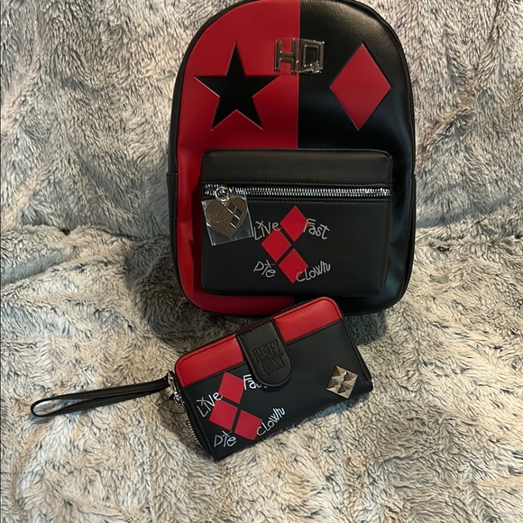 DC Comics | Bags | Dc Comics Black And Red Backpack With Star Emblem ...